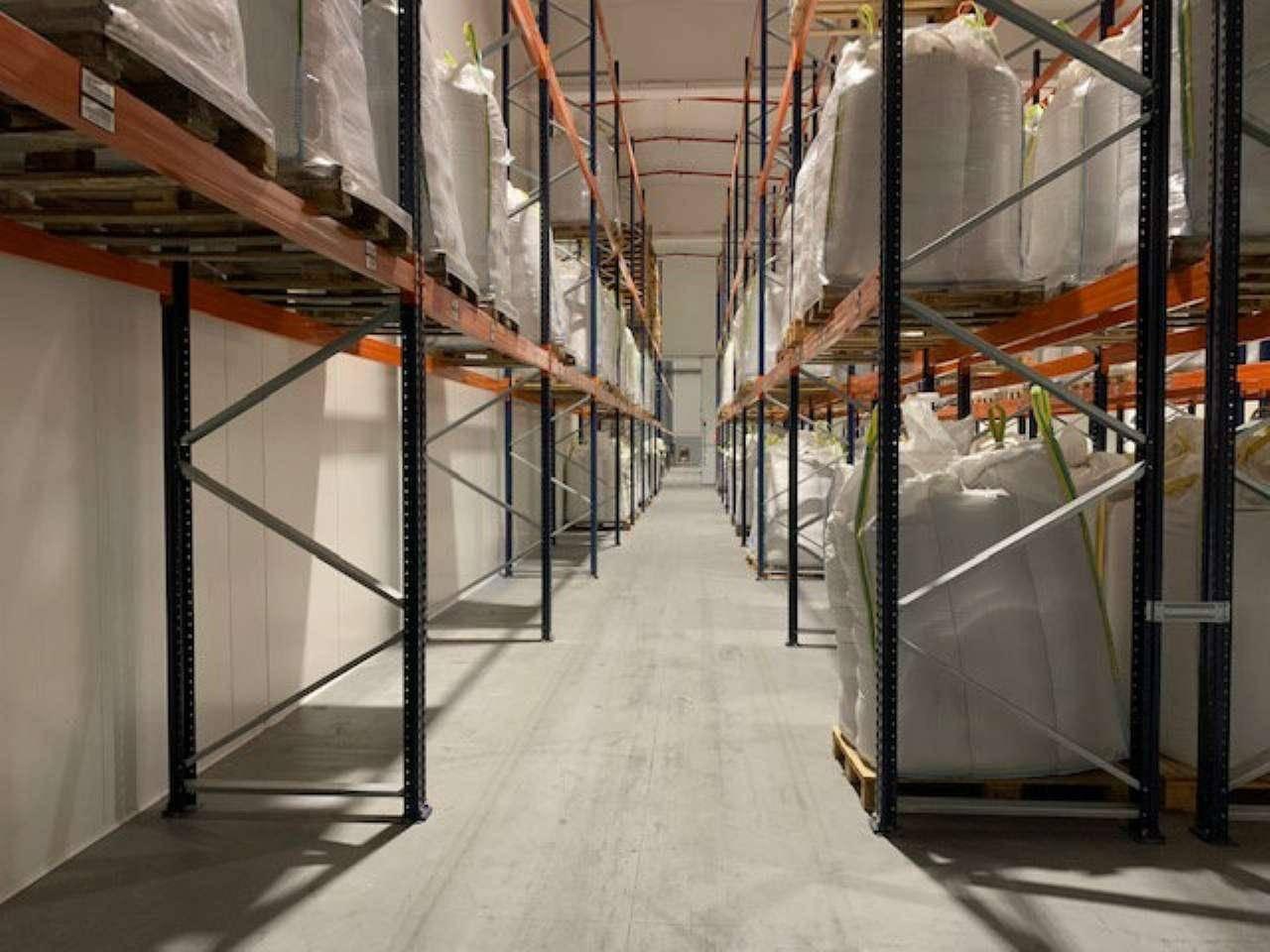 Capannone in affitto a Agrate Brianza