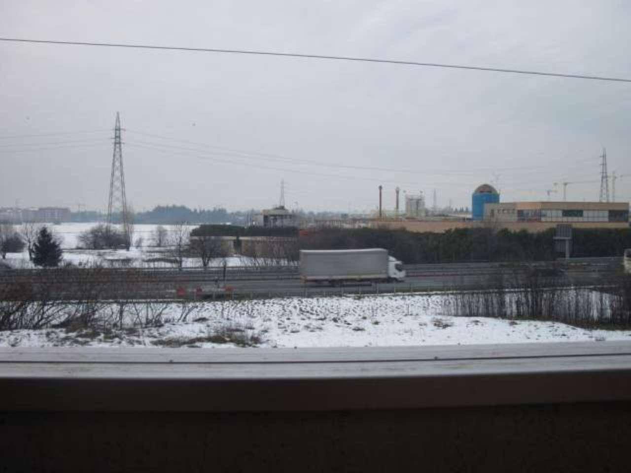 Capannone in vendita a Vimercate