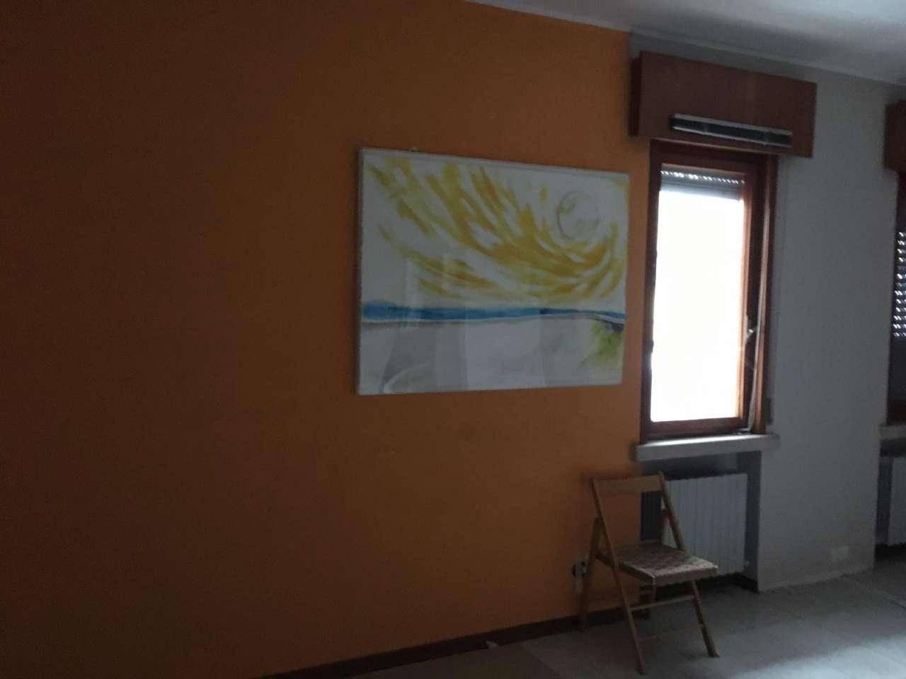 Locale commerciale in vendita a Concorezzo