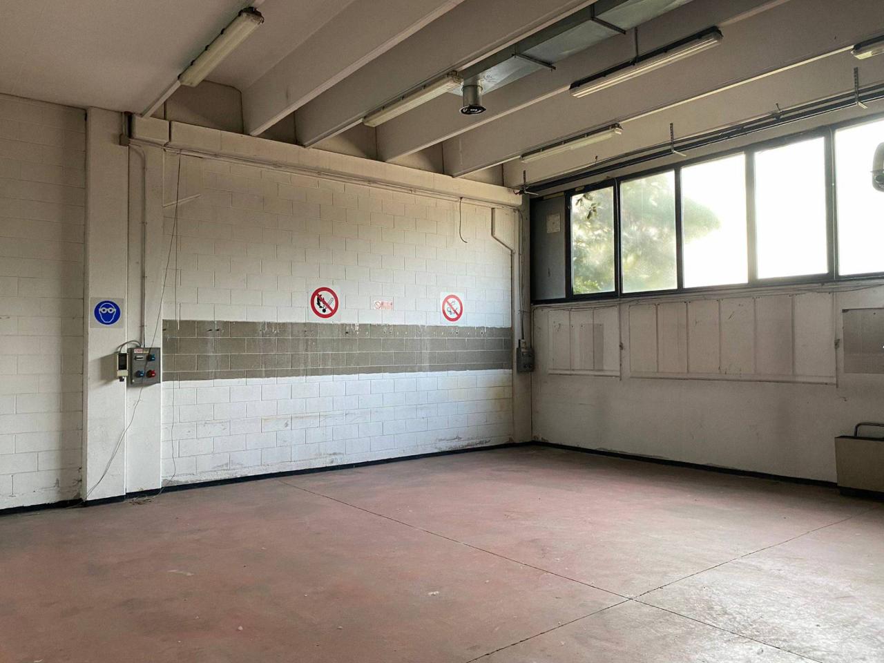 Capannone in affitto a Vignate