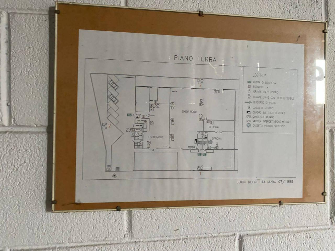Capannone in vendita a Vignate