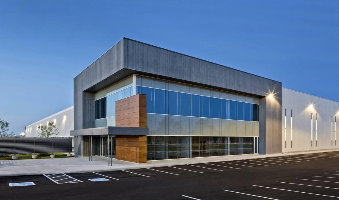 Capannone in vendita a Bernareggio