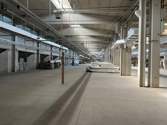 Capannone in affitto a Vimercate