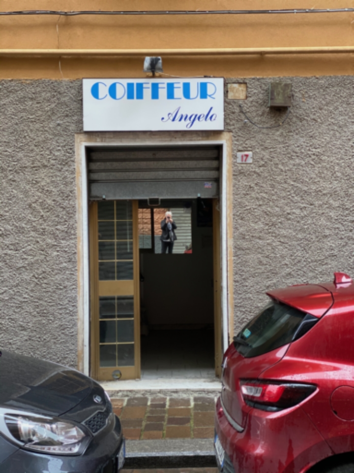 Negozio in affitto a Genova