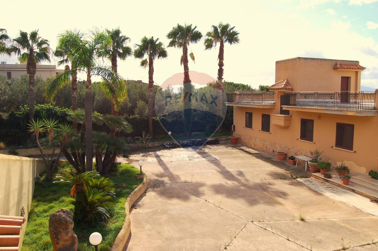 Villa in vendita a Terrasini