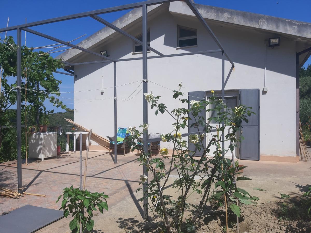 Villa in vendita a Rometta