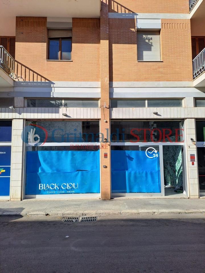 Negozio in affitto a Lecce