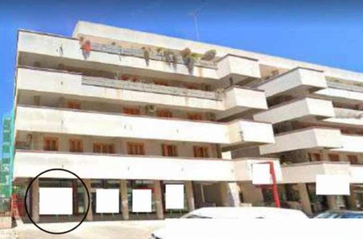 Negozio in vendita a Lecce