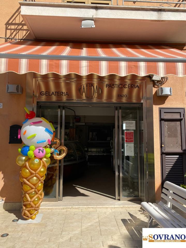 Gelateria in vendita a Carini