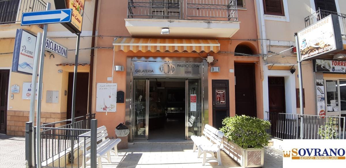 Negozio in vendita a Carini