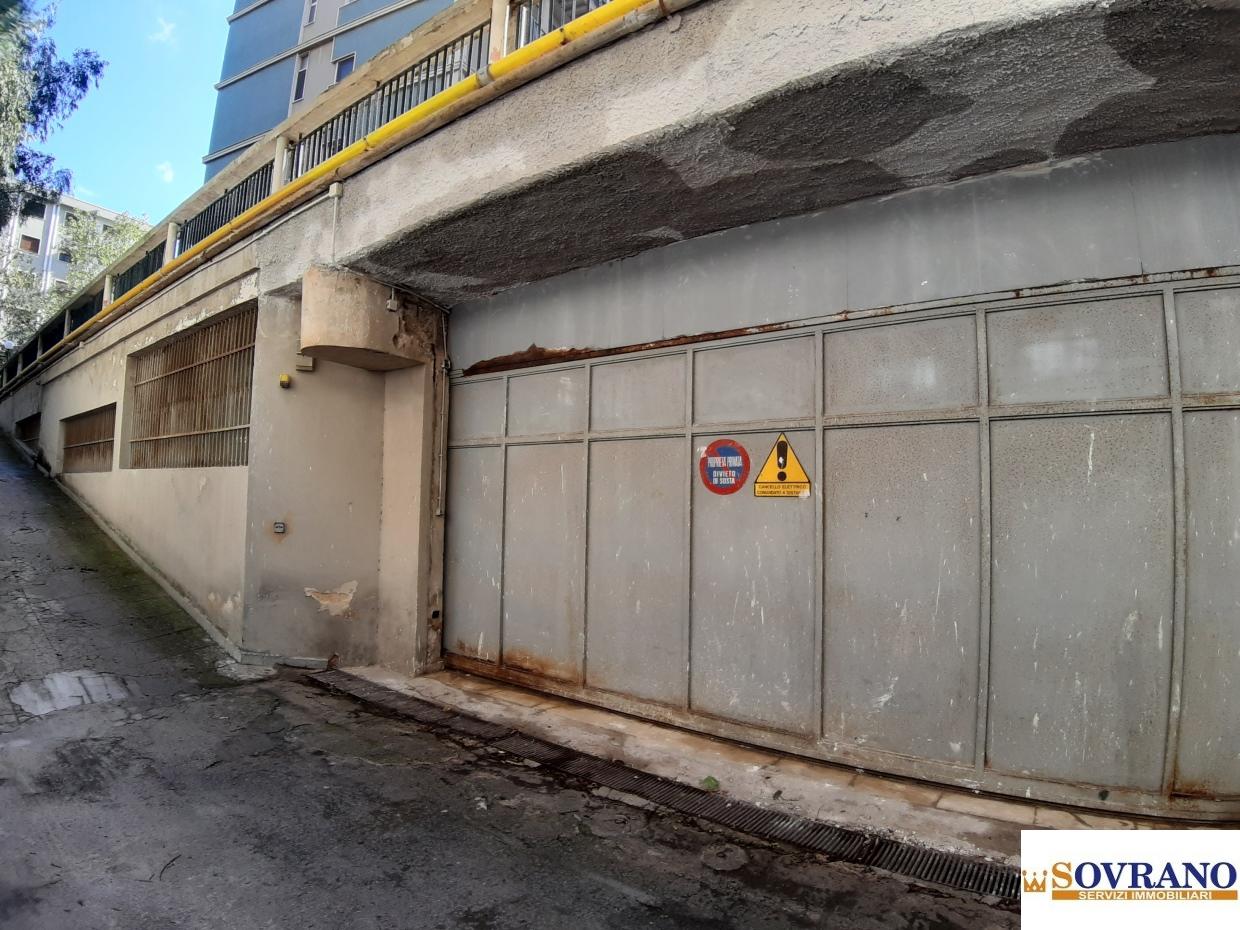 Magazzino in vendita a Palermo