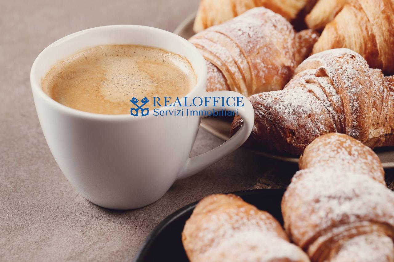 Esercizio commerciale in vendita a Vallefoglia