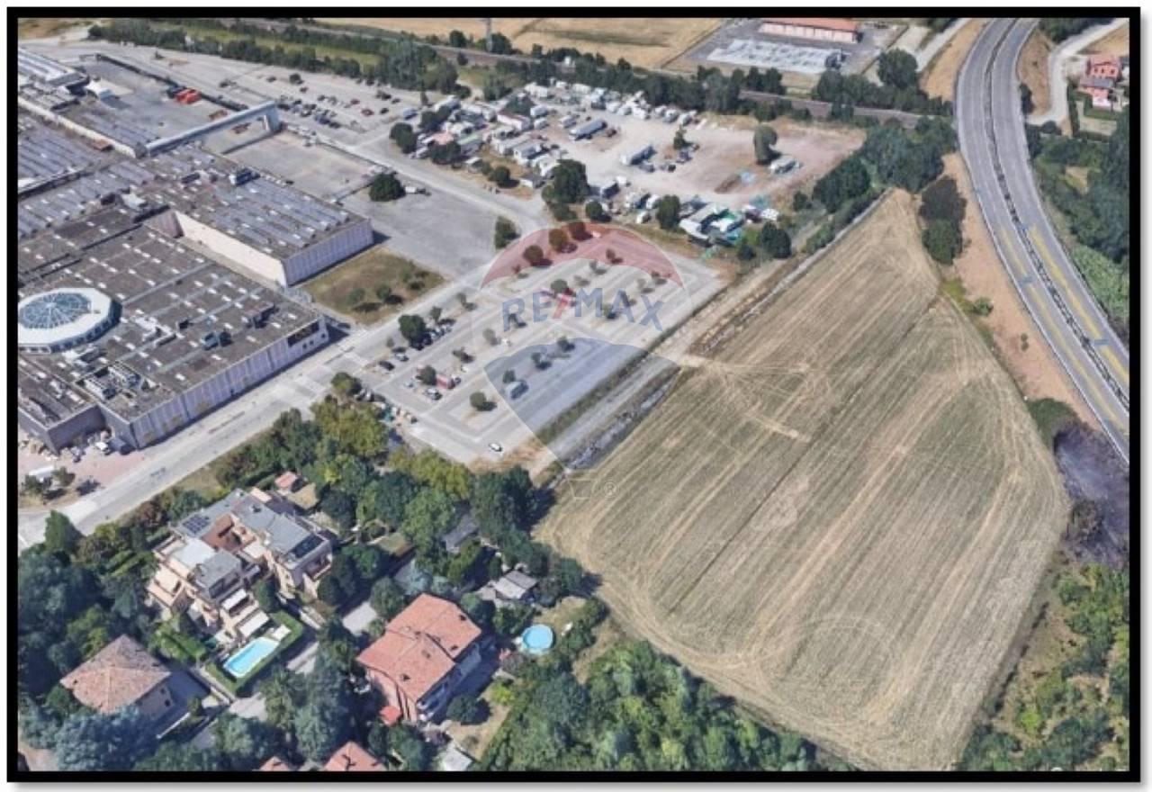 Terreno edificabile in vendita a Modena