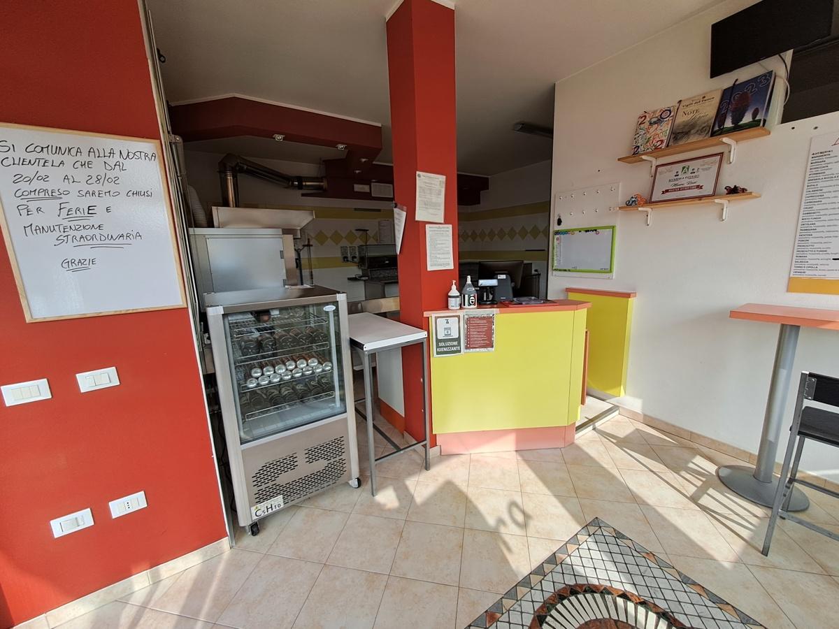 Esercizio commerciale in vendita a Rovigo