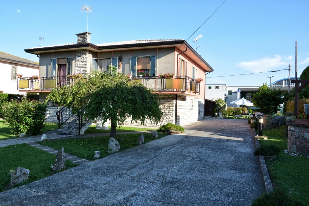 Villa in vendita a San Martino Di Venezze