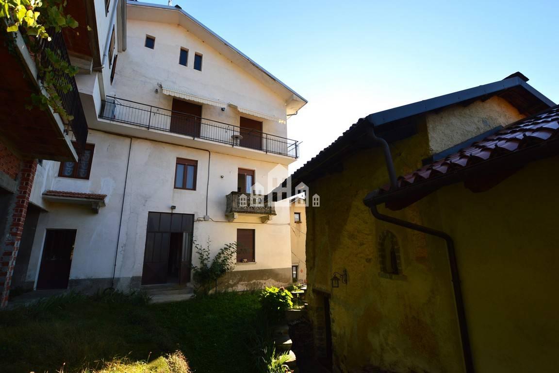 Appartamento in vendita a Val di Chy