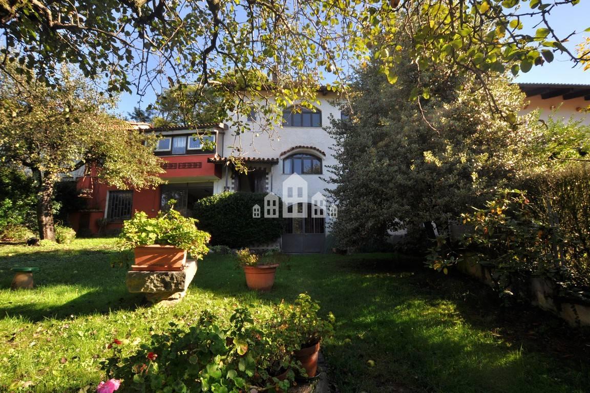 Casa indipendente in vendita a Castelnuovo Nigra