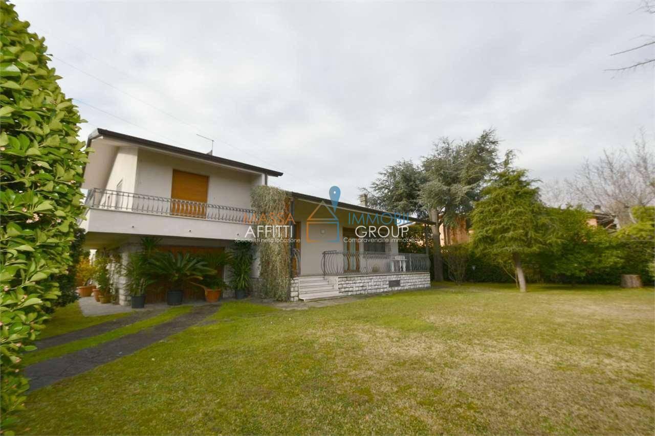 Villa in vendita a Forte Dei Marmi