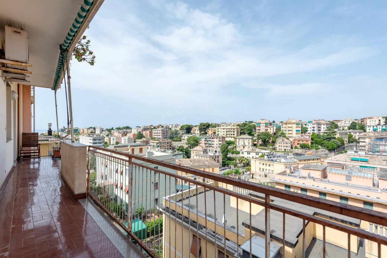 Appartamento in vendita a Genova