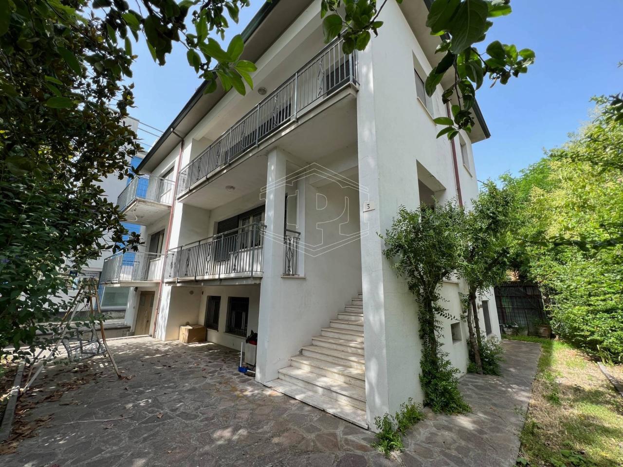 Casa indipendente in vendita a Cesenatico