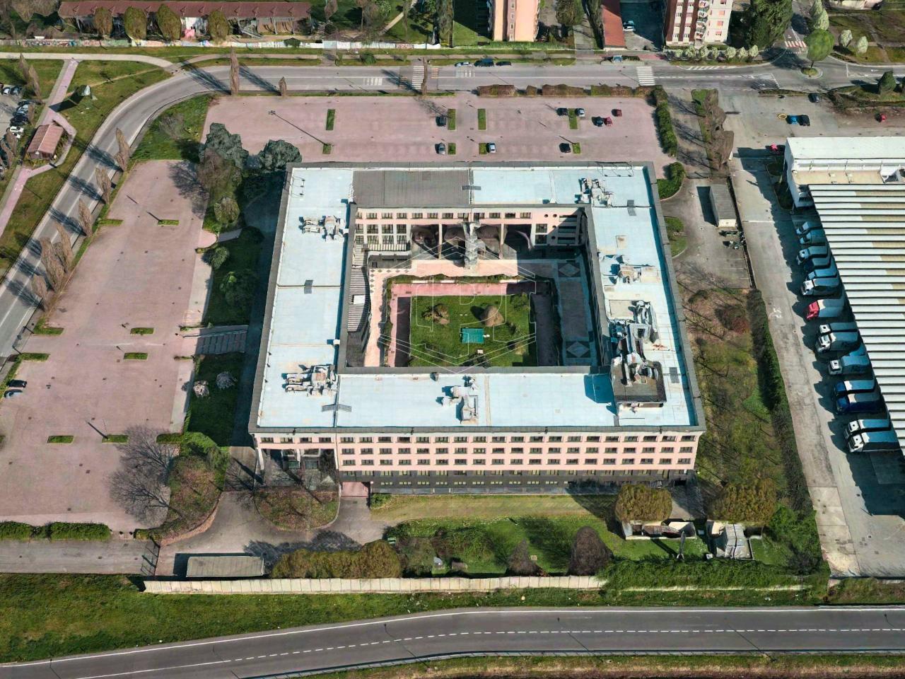 Ufficio in affitto a Segrate