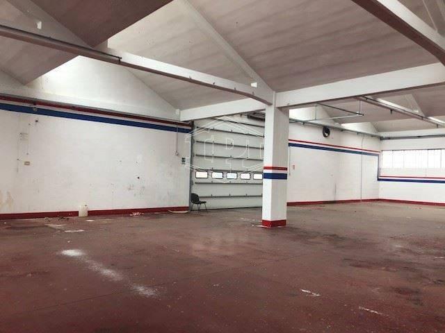 Capannone in vendita a Chieri