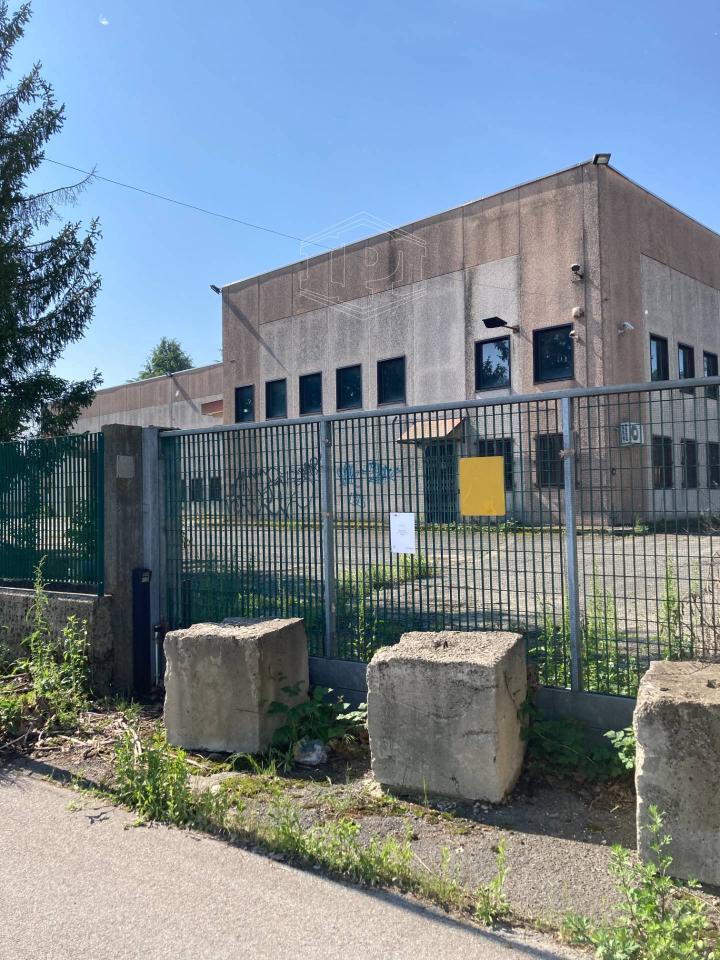 Capannone in vendita a Piobesi Torinese