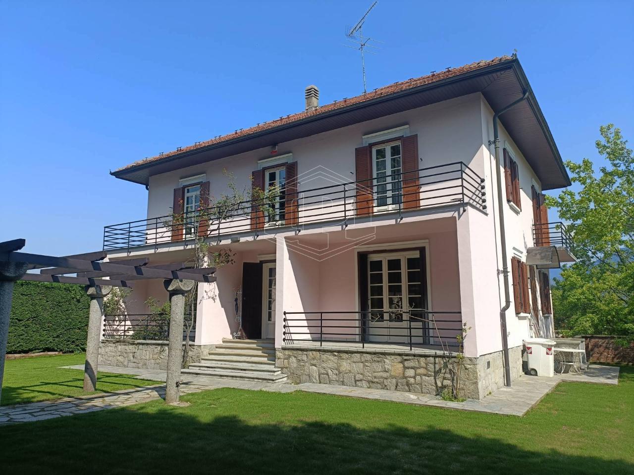 Villa in vendita a Rosta