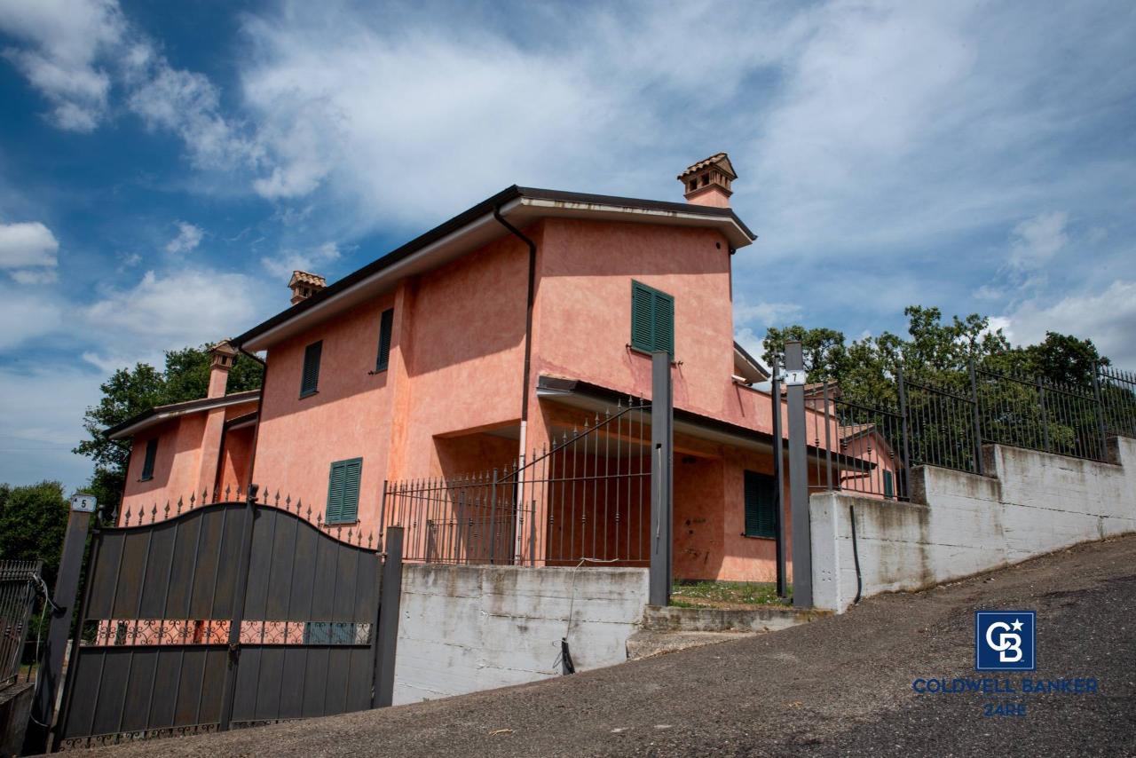 Villa in vendita a Vetralla