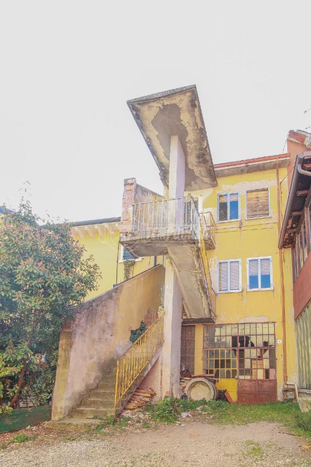 Casa indipendente in vendita a Pescantina