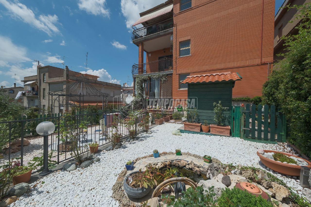 Appartamento in vendita a Campagnano Di Roma