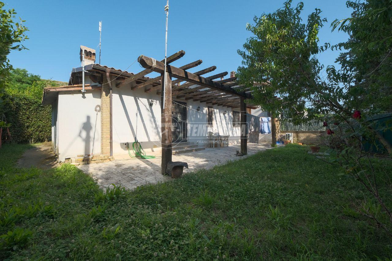 Appartamento in vendita a Campagnano Di Roma