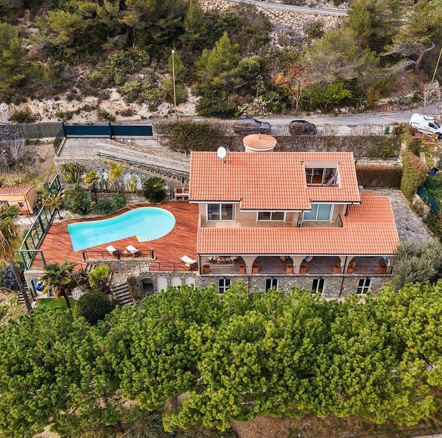 Villa in vendita a Ospedaletti