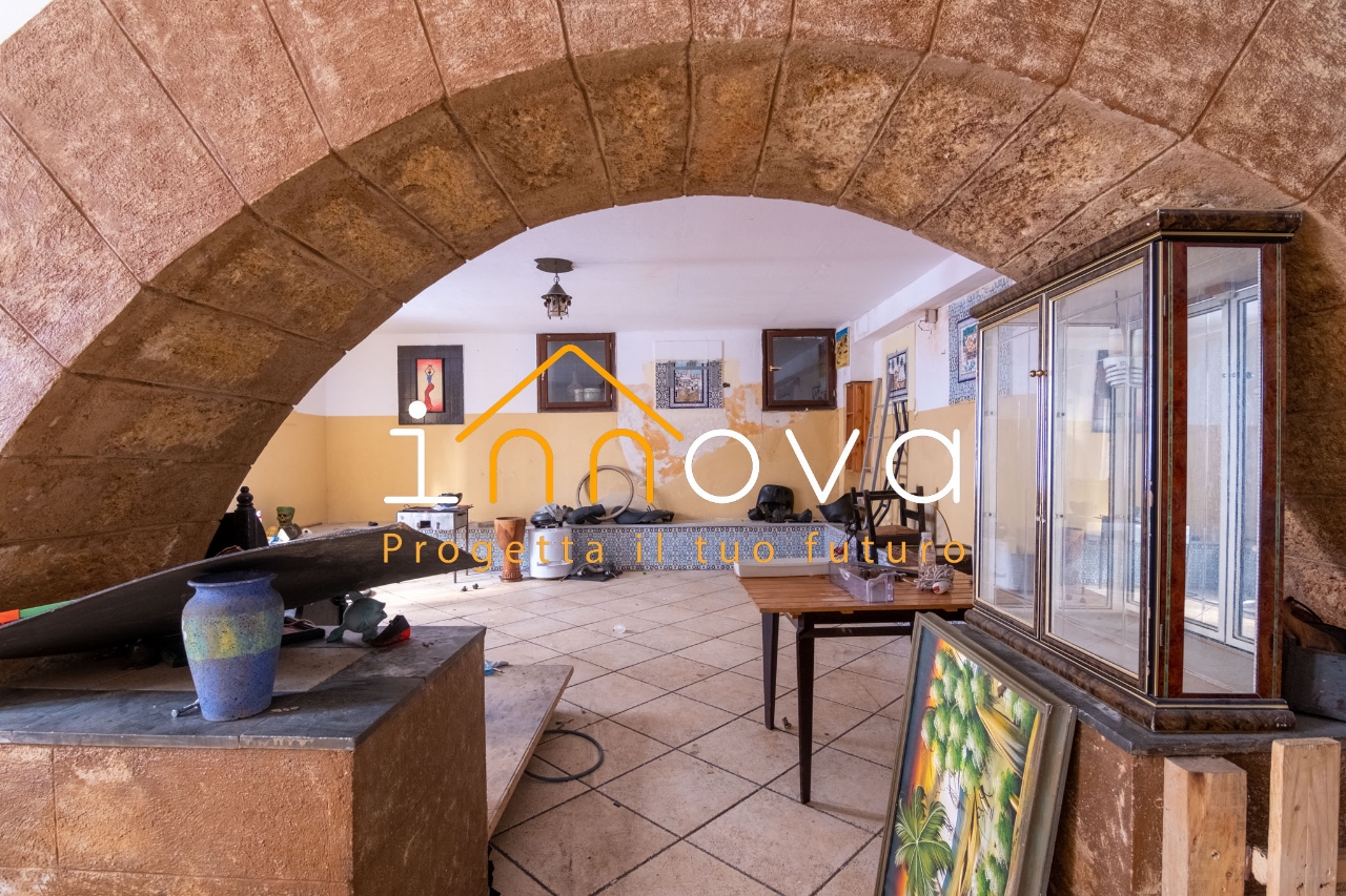 Negozio in affitto a Palermo