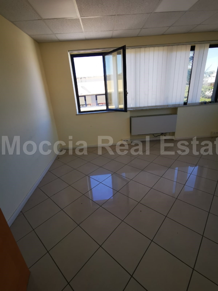 Ufficio in affitto a Caserta