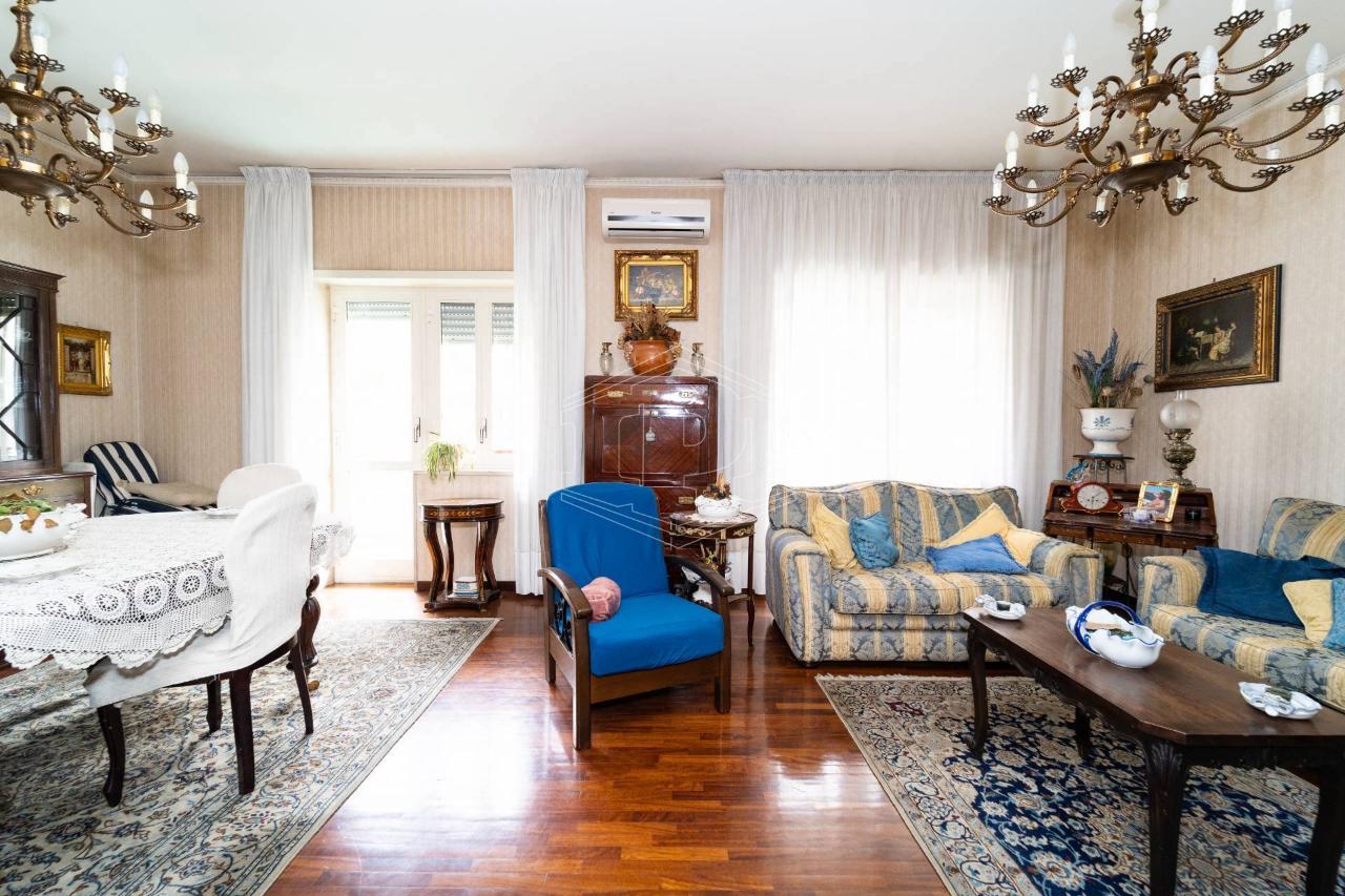 Appartamento in Via Luigi Caldieri 162, Napoli