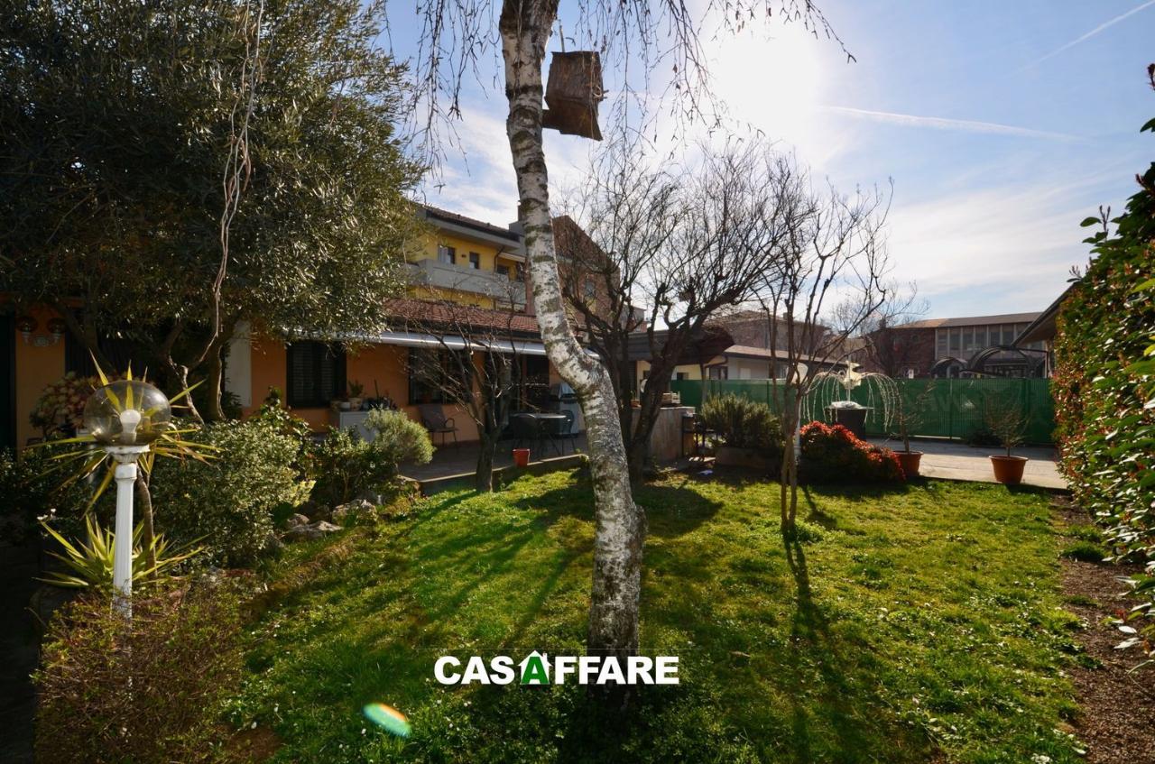 Negozio in vendita a Comun Nuovo Foto-2