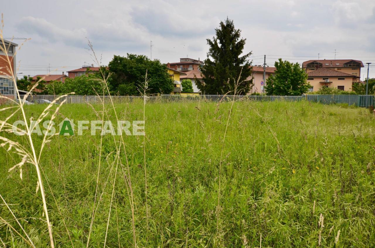 Terreno edificabile in vendita a Curno