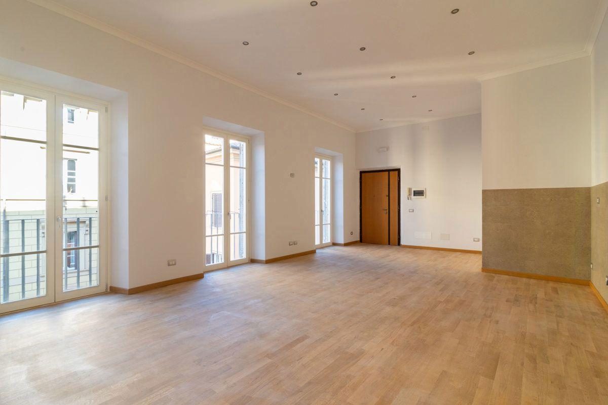 Bilocale in Via delle Tre Cannelle, Roma