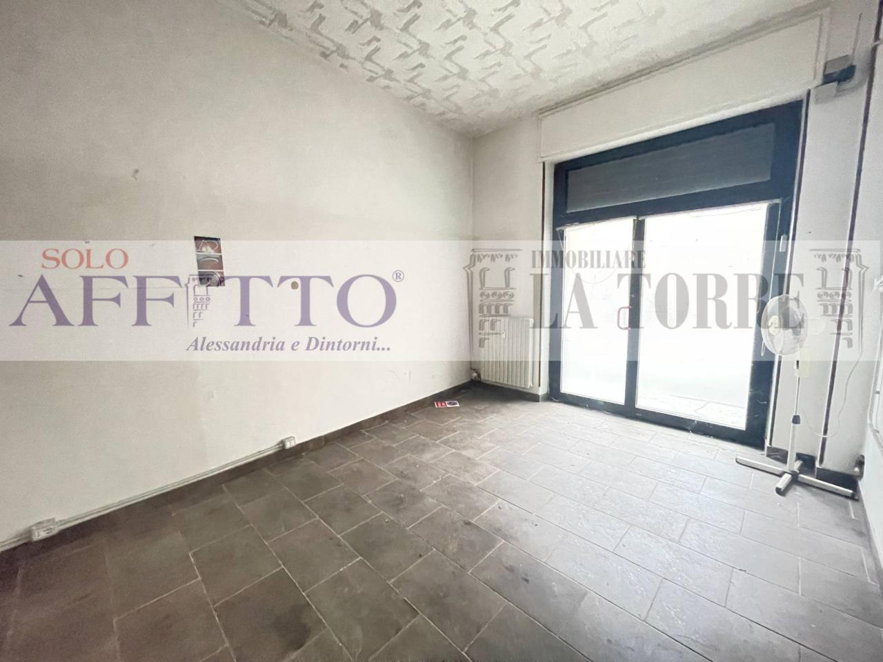 Negozio in affitto a Alessandria