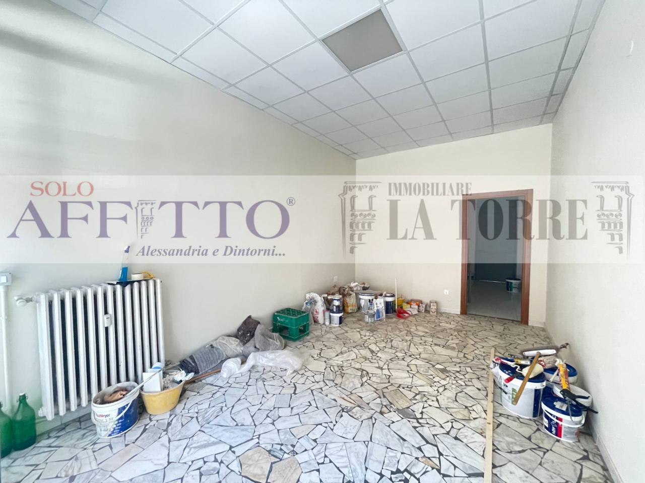 Negozio in affitto a Alessandria