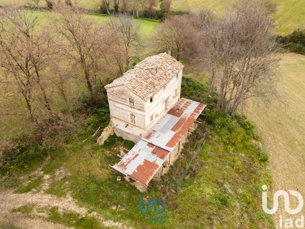 Rustico in vendita a Montegranaro