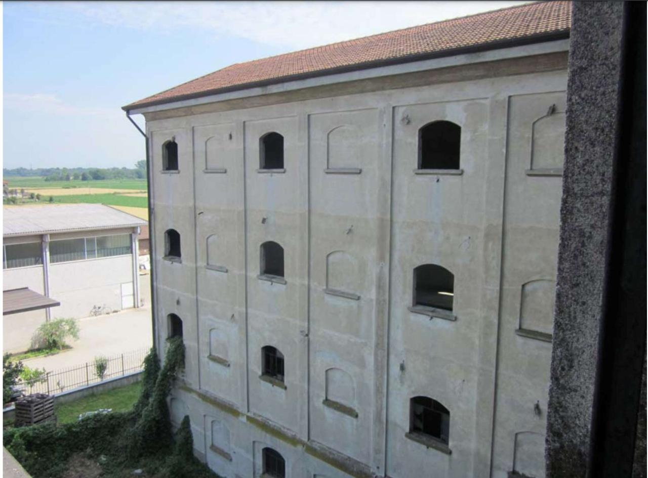 Villa in vendita a Galliate