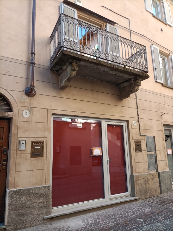 Negozio in affitto a Dronero