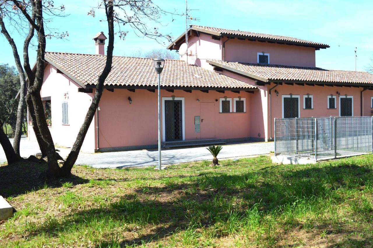 Villa in vendita a Aprilia