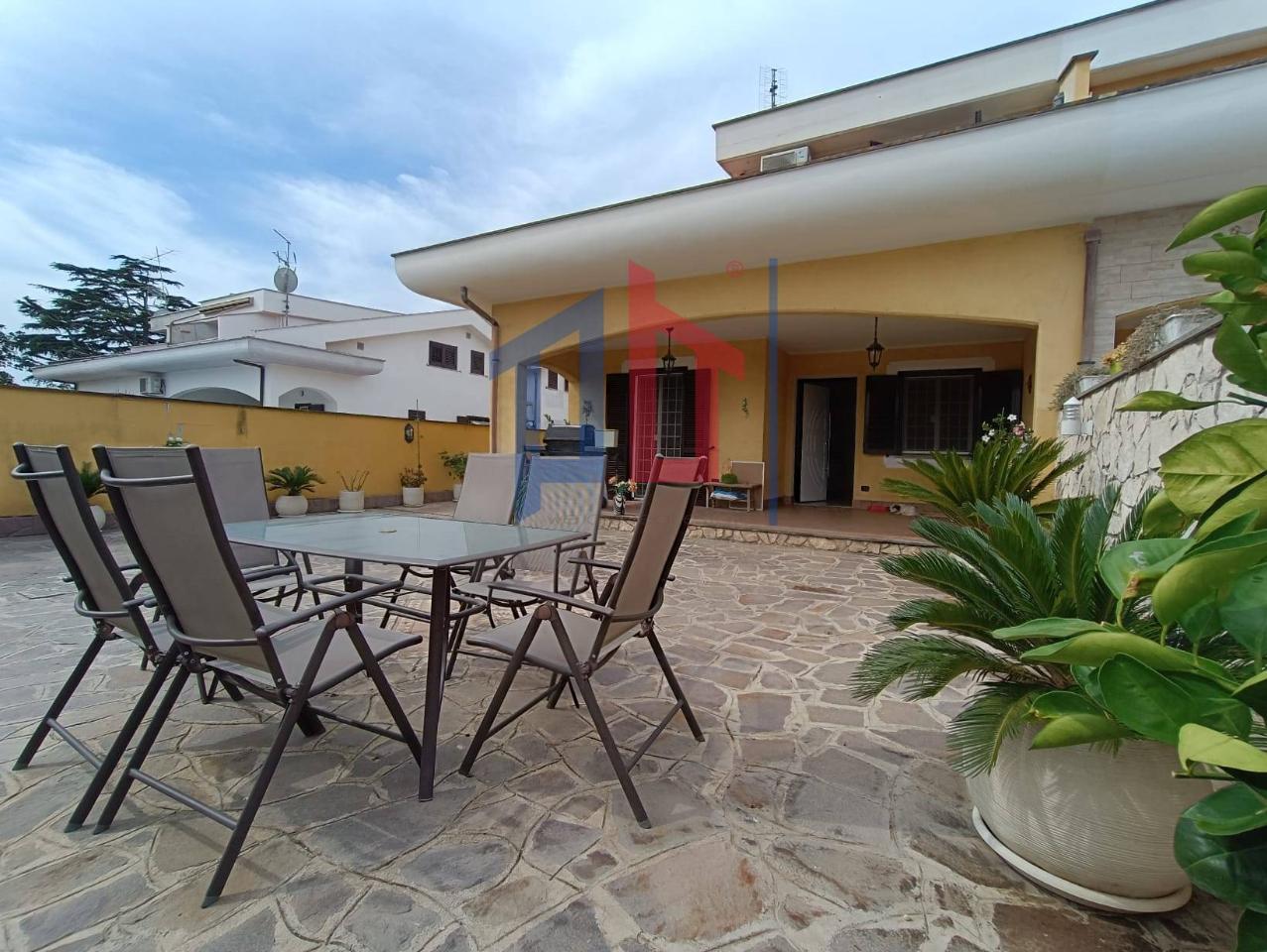 Villa in vendita a Ardea