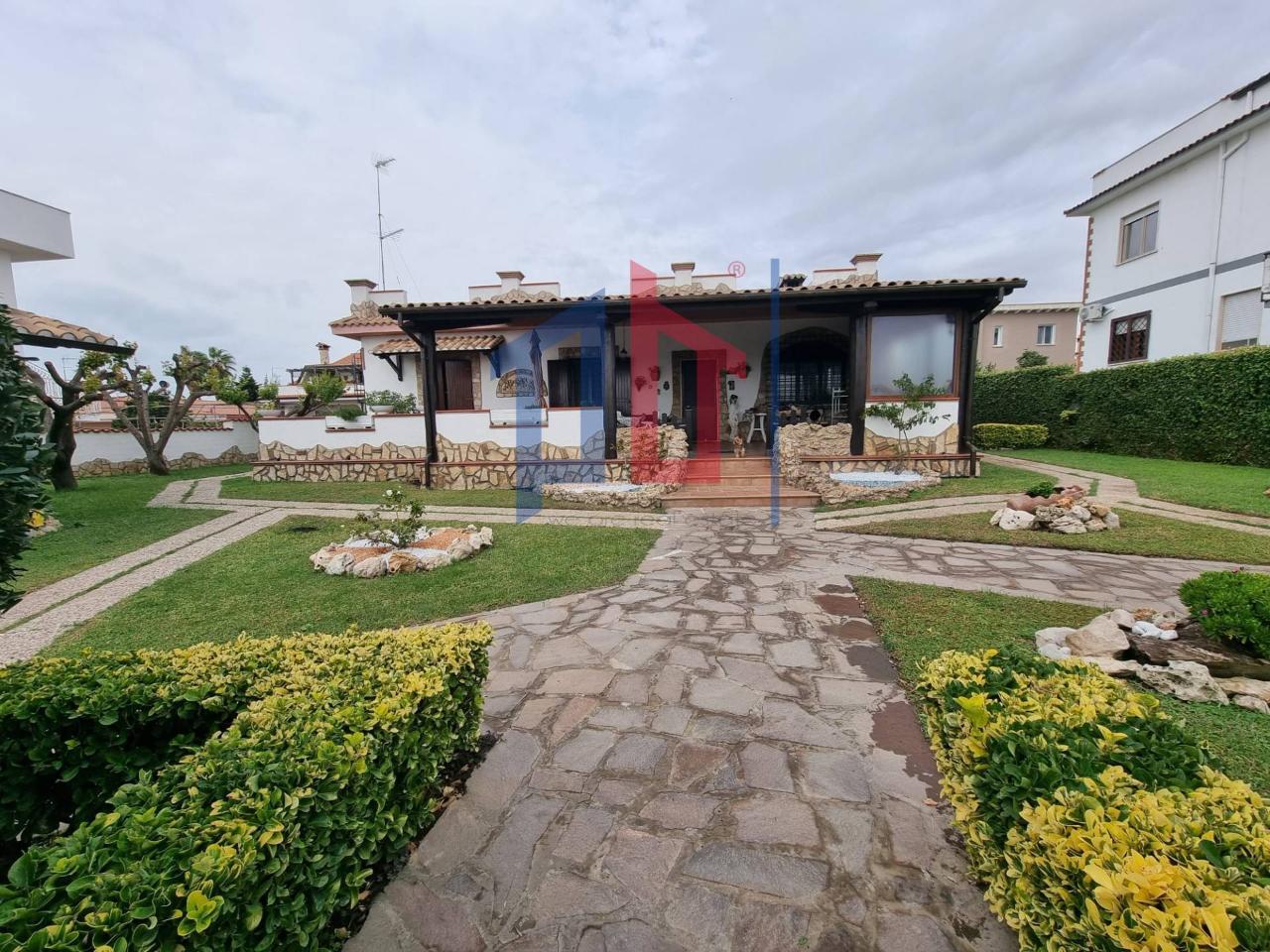 Villa in vendita a Pomezia