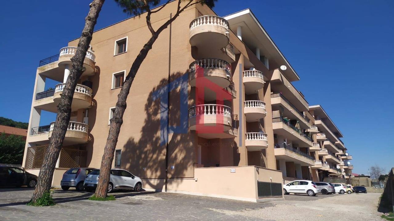Appartamento in vendita a Pomezia
