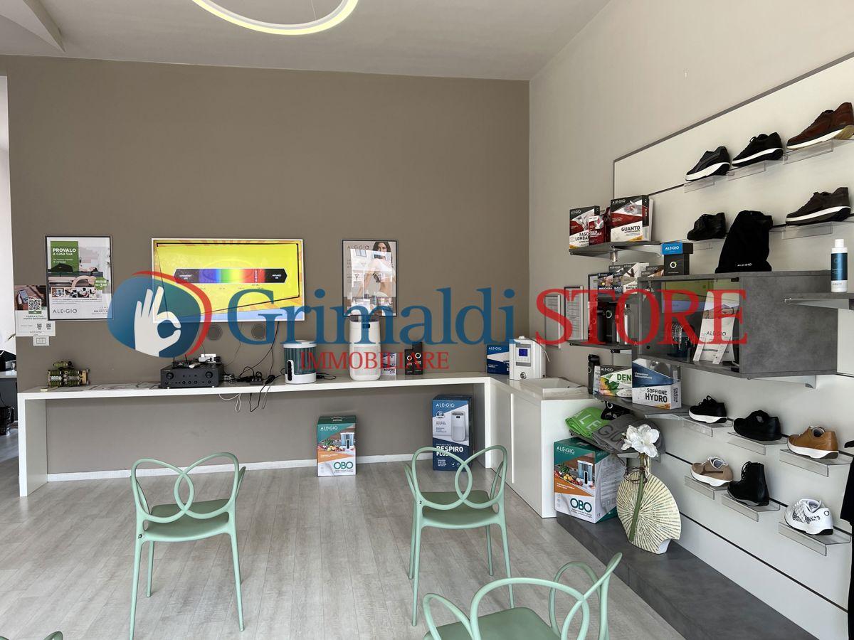 Negozio in vendita a Lecce