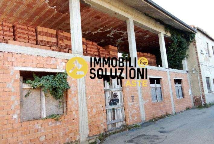 Capannone in vendita a Turbigo